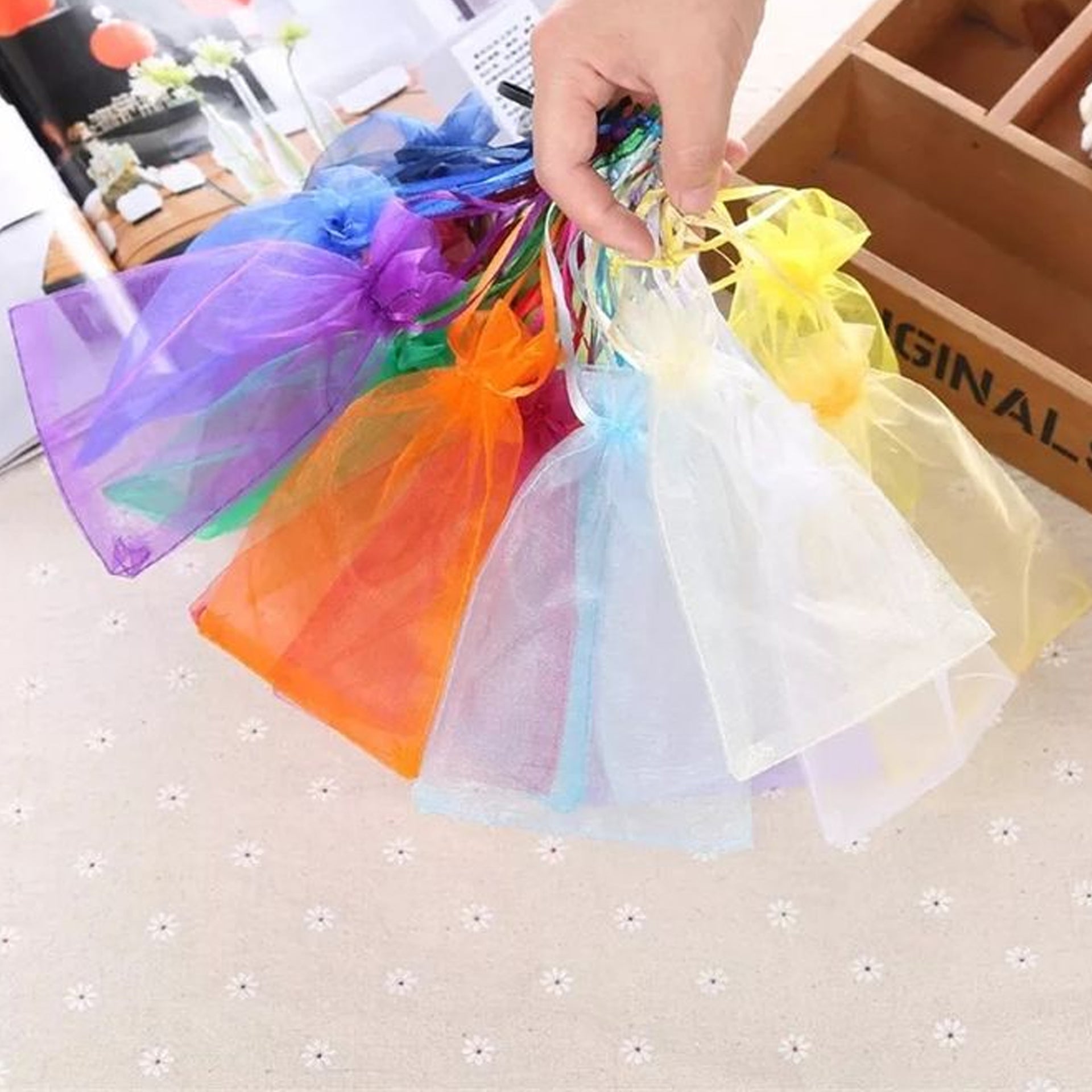 Stylish Drawstring Pouches for Gifts & Jewelry – Saga Display