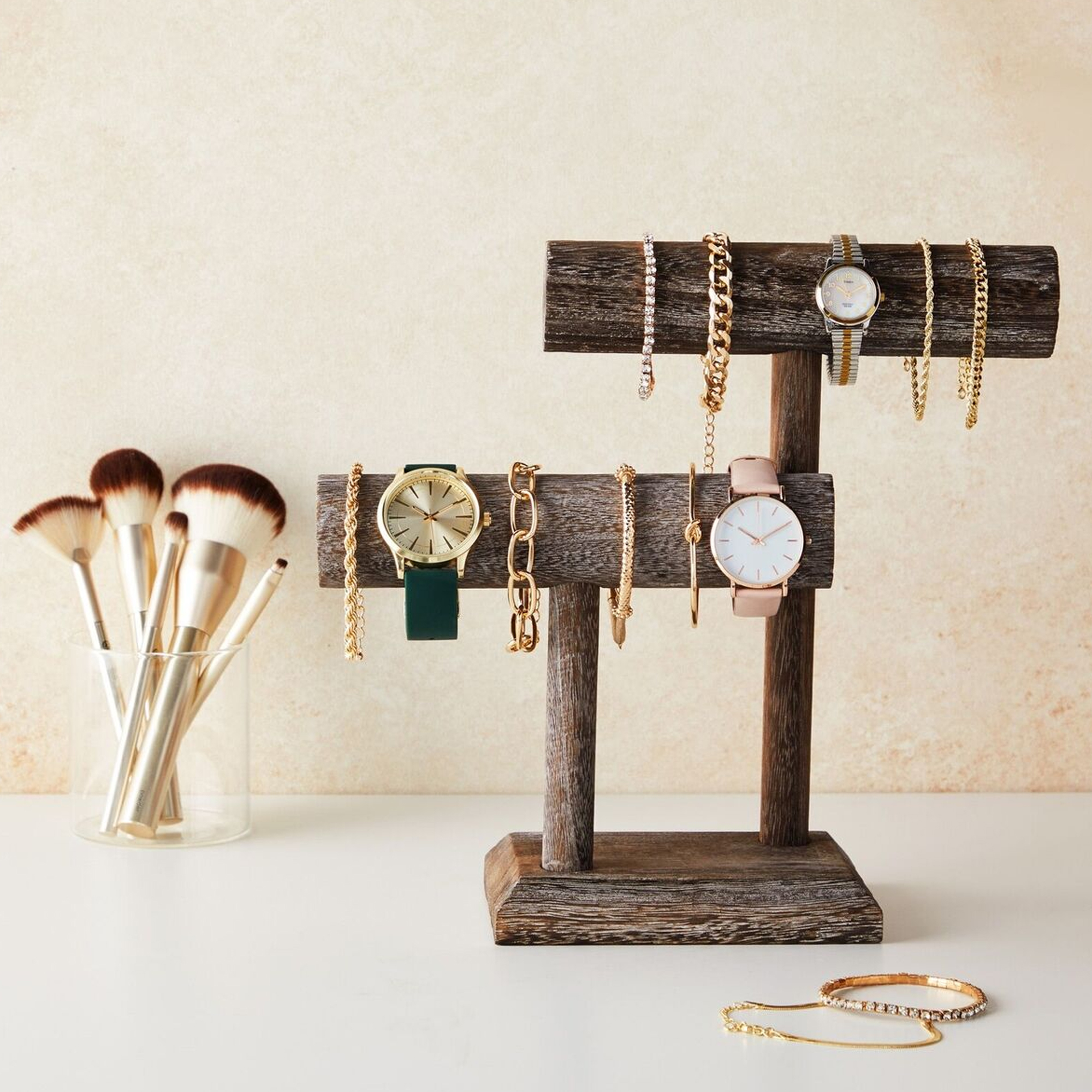 Wooden – Saga Display